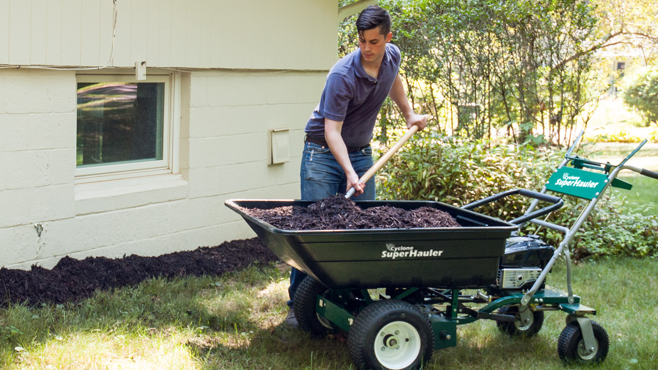 superhauler-bulkbin-1 – Cyclone Rake-Canada